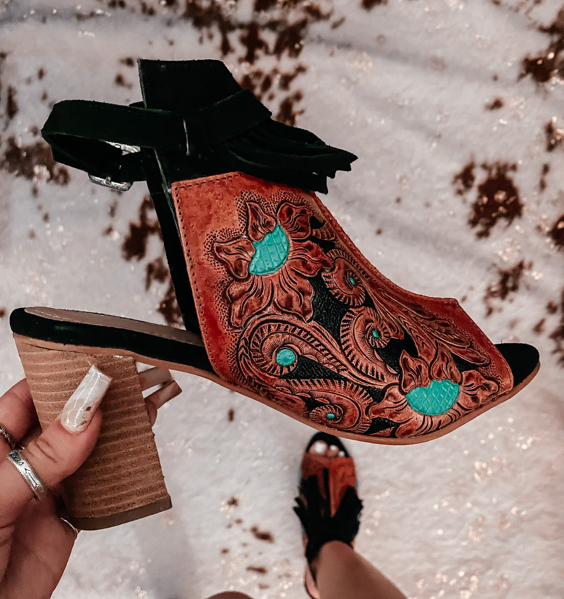 Sandals / Heels / Platforms – Texas Dressing